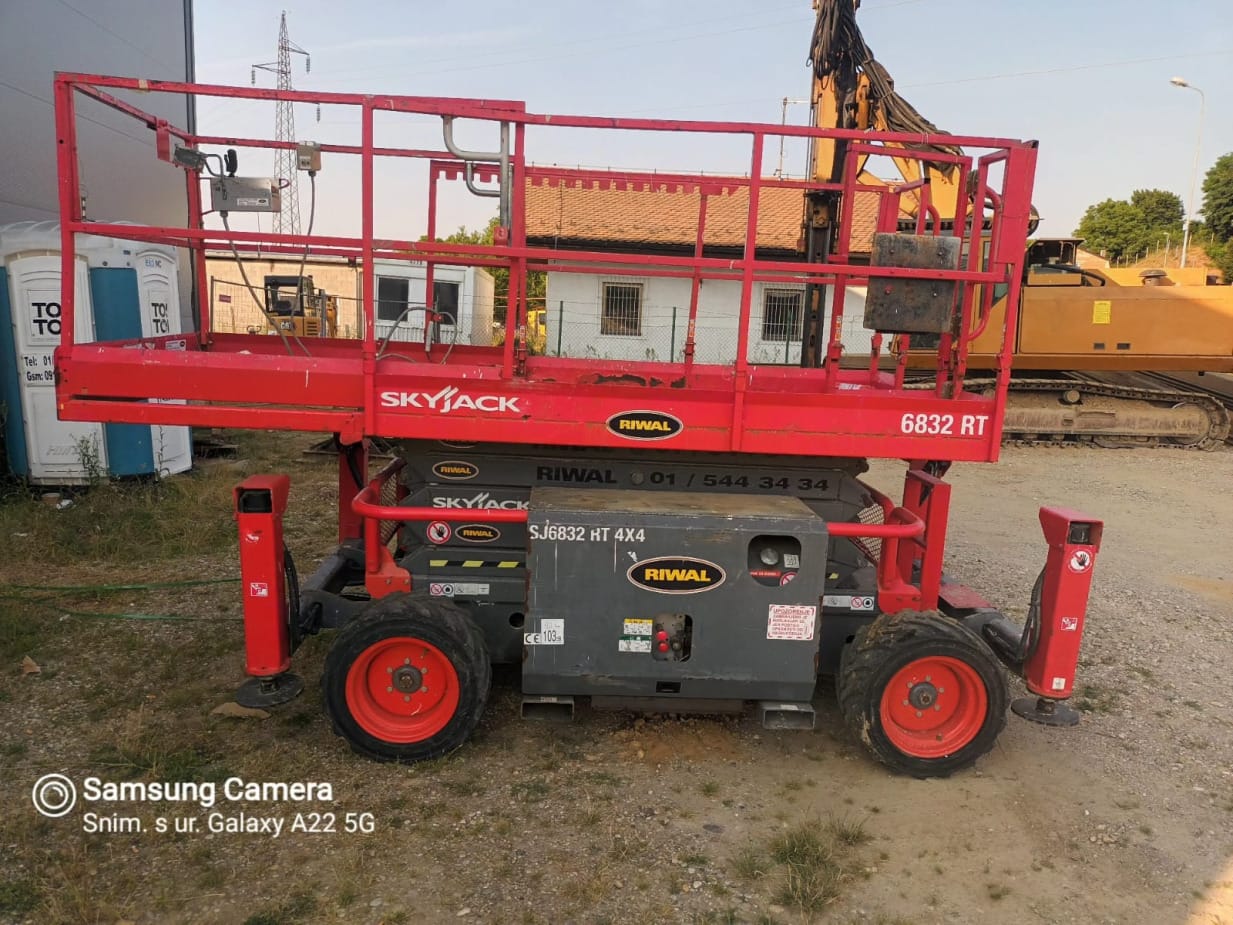 Buy your machines from Riwal